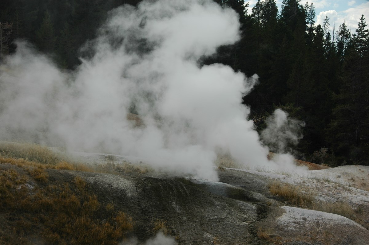 Fumaroles (U.S. National Park Service)