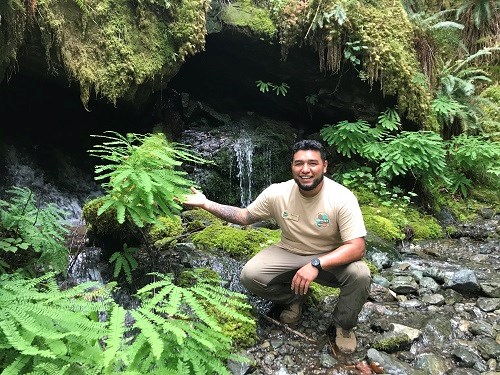 Edwin Torres: A Native Plant Propagation Assistant (U.S. National Park ...