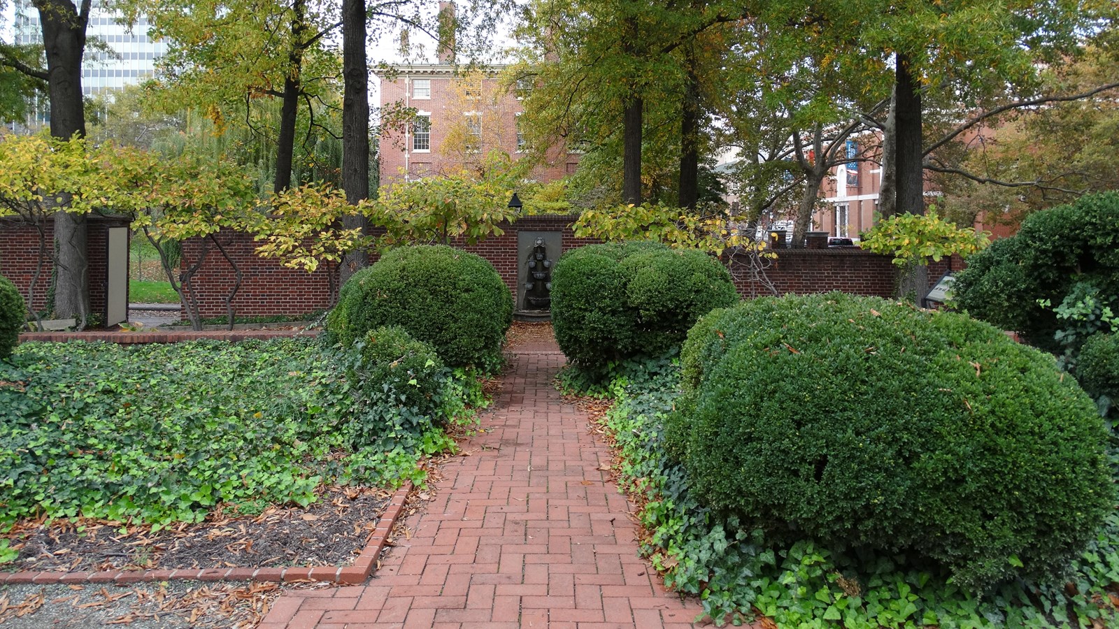 Benjamin Rush Garden (U.S. National Park Service)