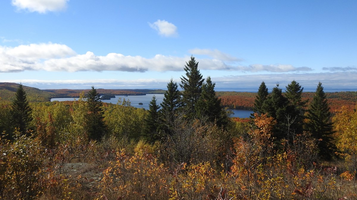Greenstone Section 6: Hike from Ishpeming Tower to South Desor (U.S ...