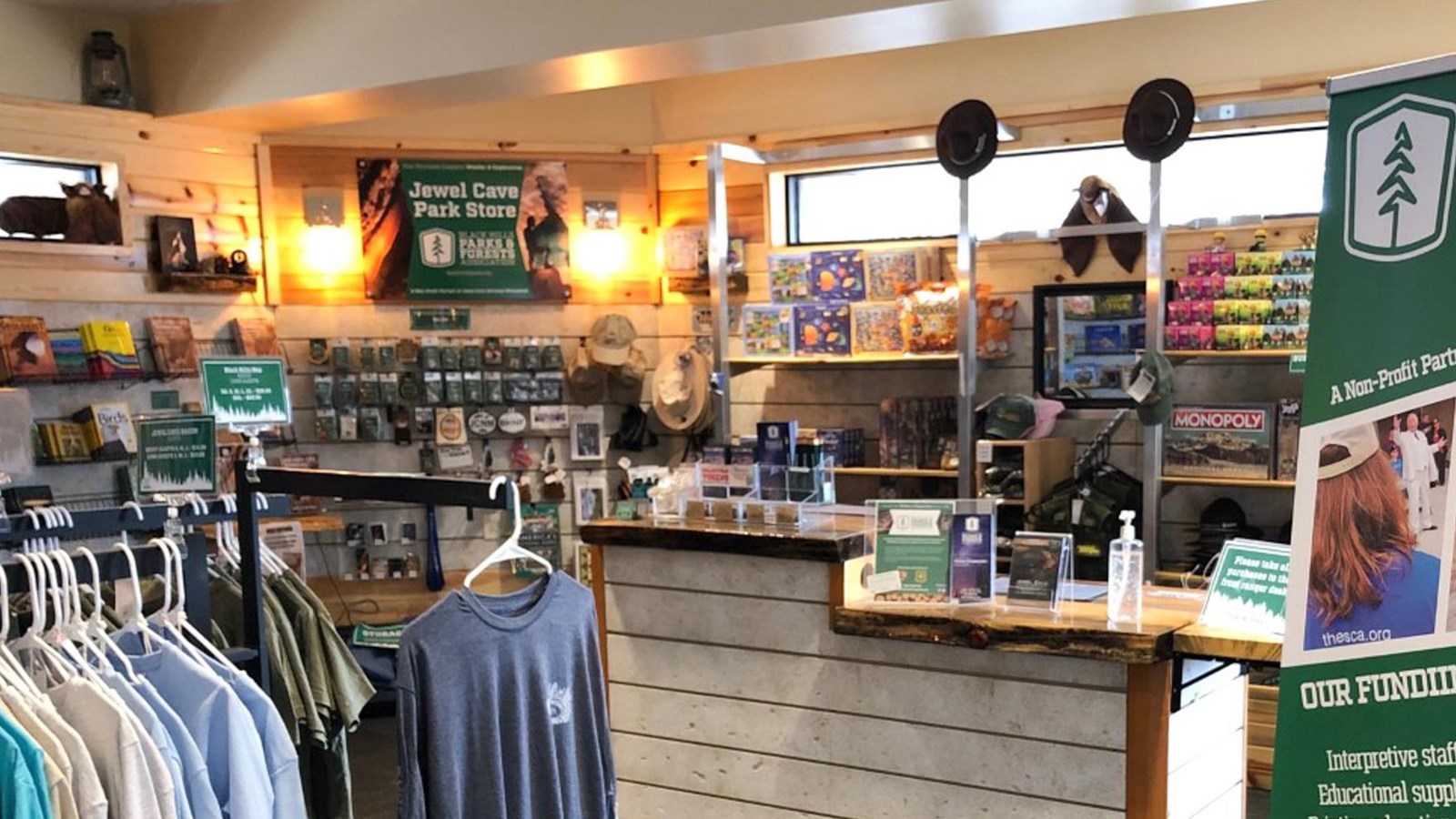 Jewel Cave National Monument Park Store (U.S. National Park Service)