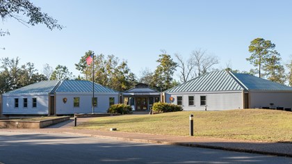 Davis Bayou Area - Gulf Islands National Seashore (U.S. National Park ...