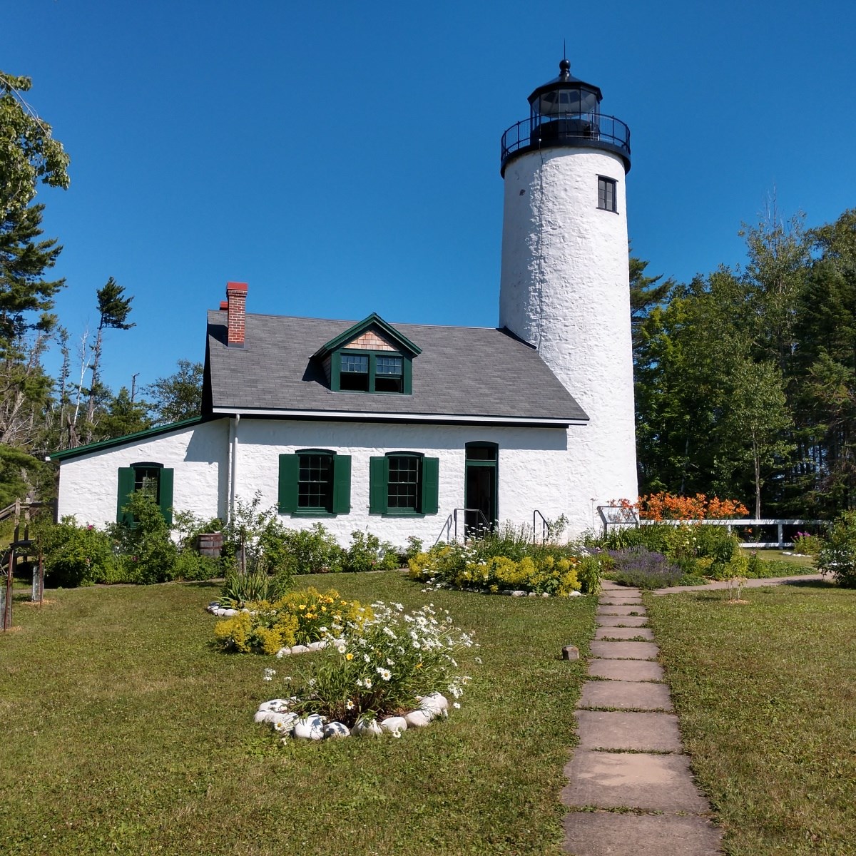 Life at Michigan Island Light Station: Tending Beacon, Landscape, and ...