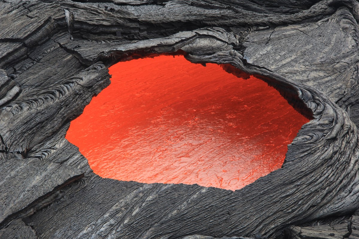Basaltic Lava Flows - Volcanoes, Craters & Lava Flows (U.S. National ...